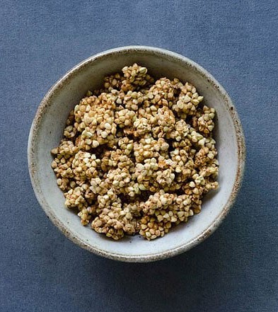 Köp Buckinis Caramelised Clusters 400 g på apotea.se