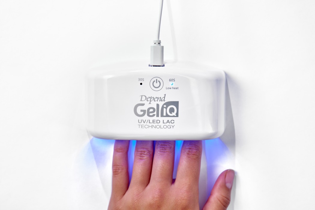 Köp Depend Gel iQ Mini Led Lamp + Adapter på apotea.se